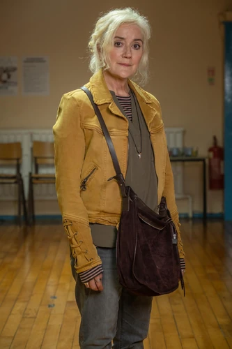 Maggie | Netflix Wiki | Fandom