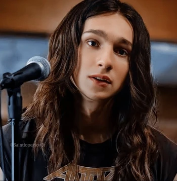 Hunter Sylvester | Netflix Wiki | Fandom