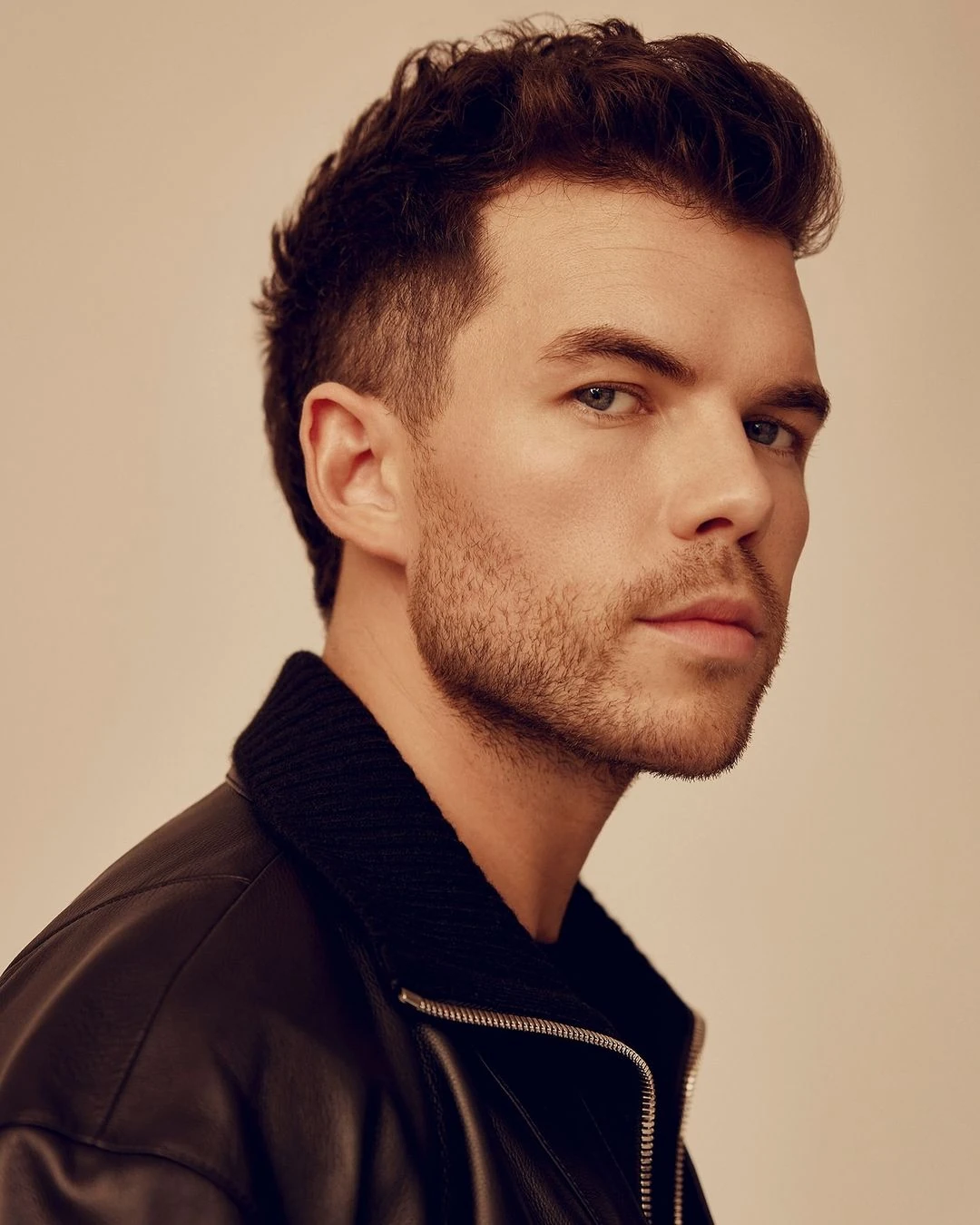 Category:Male Cast | Netflix Wiki | Fandom