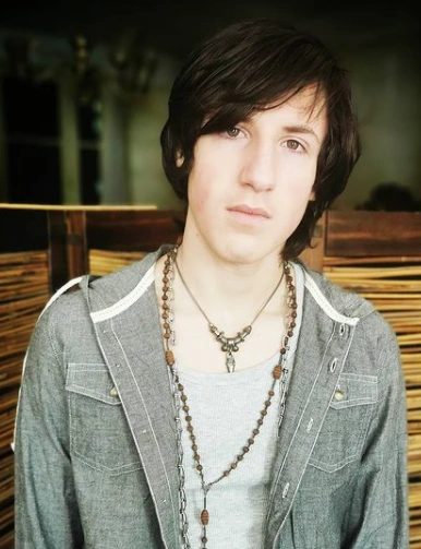 Adrian Valli De Villebonne | Netflix Wiki | Fandom