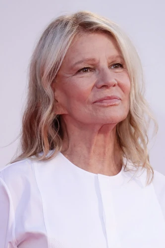 Nicole Garcia | Netflix Wiki | Fandom