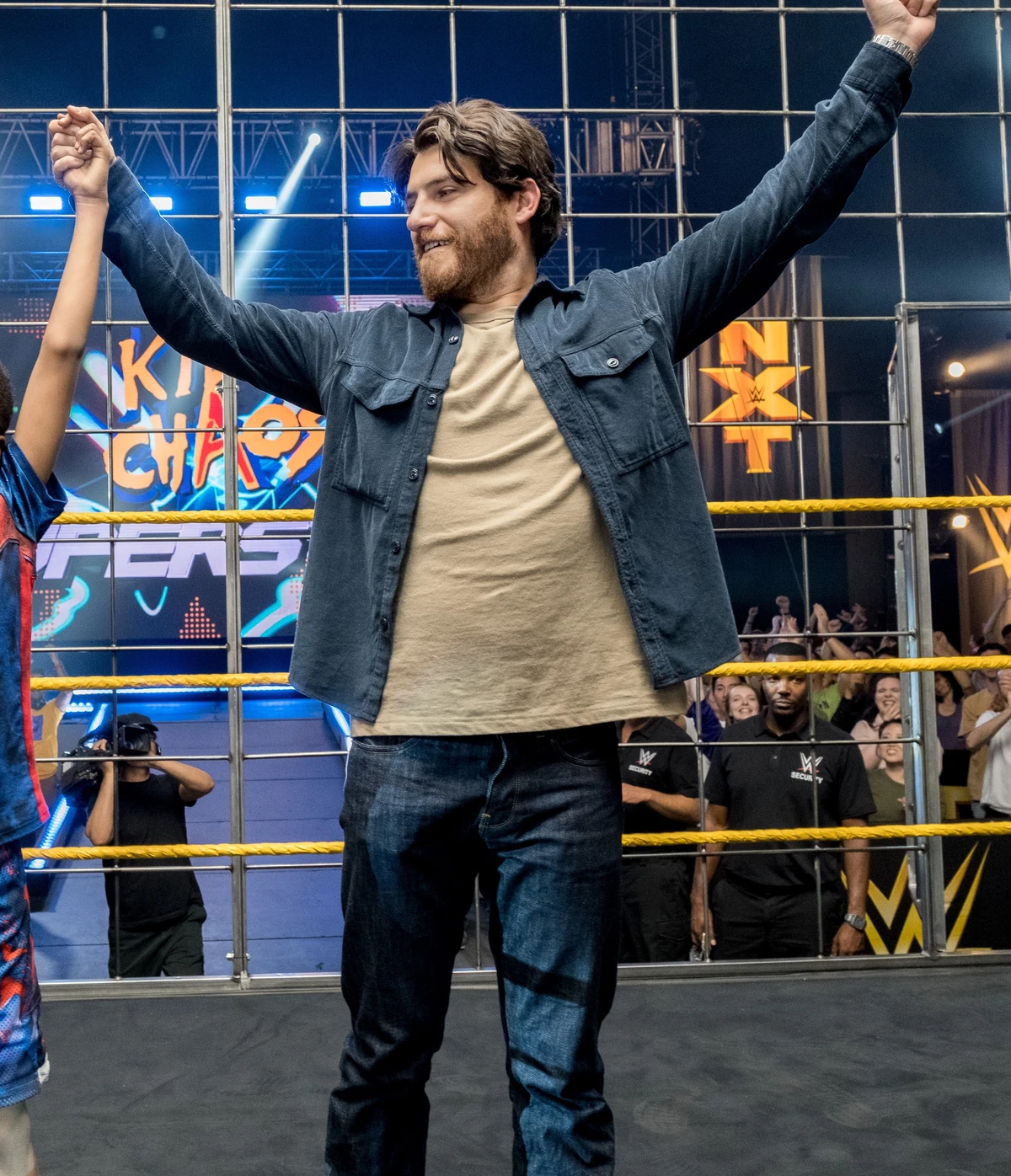 Steve Thompson | Netflix Wiki | Fandom