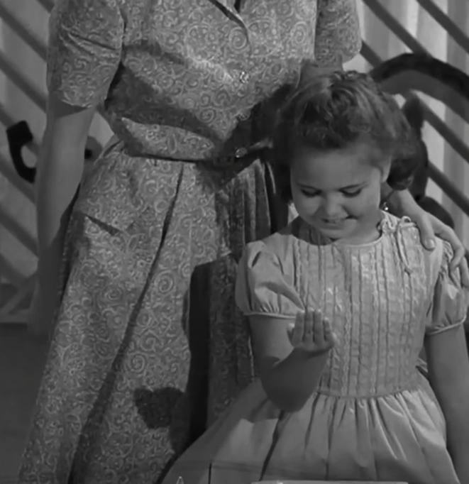 Giant Alien Mother | Neutral Characters Wiki | Fandom