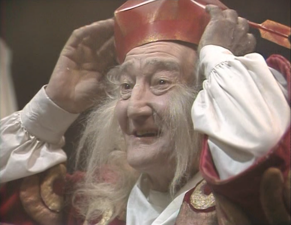 Cat Priest (Red Dwarf) | Neutral Characters Wiki | Fandom