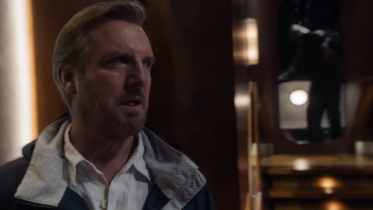 Robert Queen | New Arrowverse Wiki | Fandom