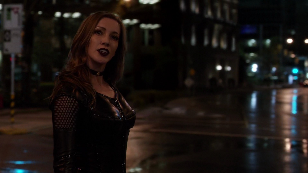 Laurel Lance Earth Two New Arrowverse Wiki Fandom