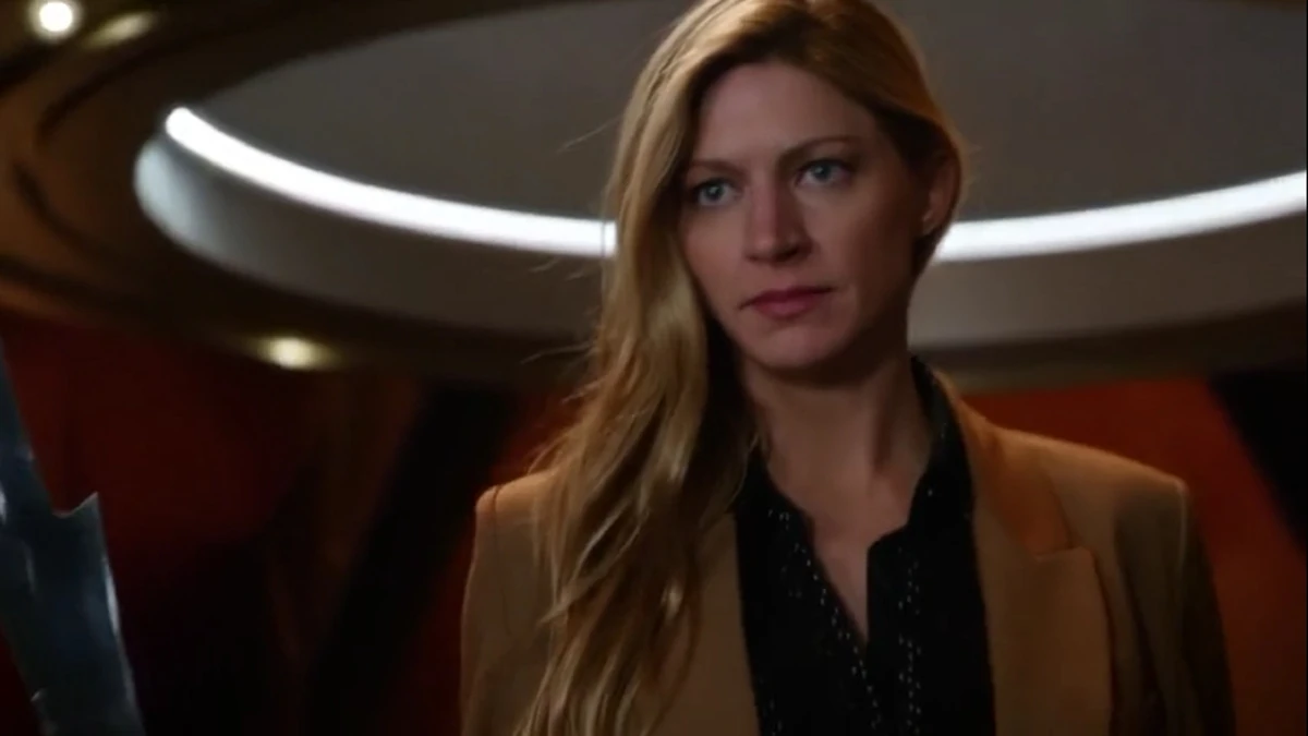 Ava Sharpe (Earth-63) | New Arrowverse Wiki | Fandom