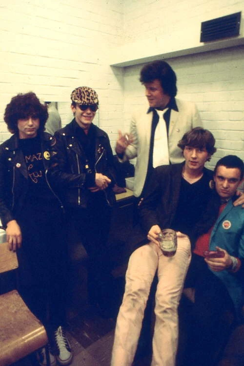 Squeeze | New wave Wiki | Fandom