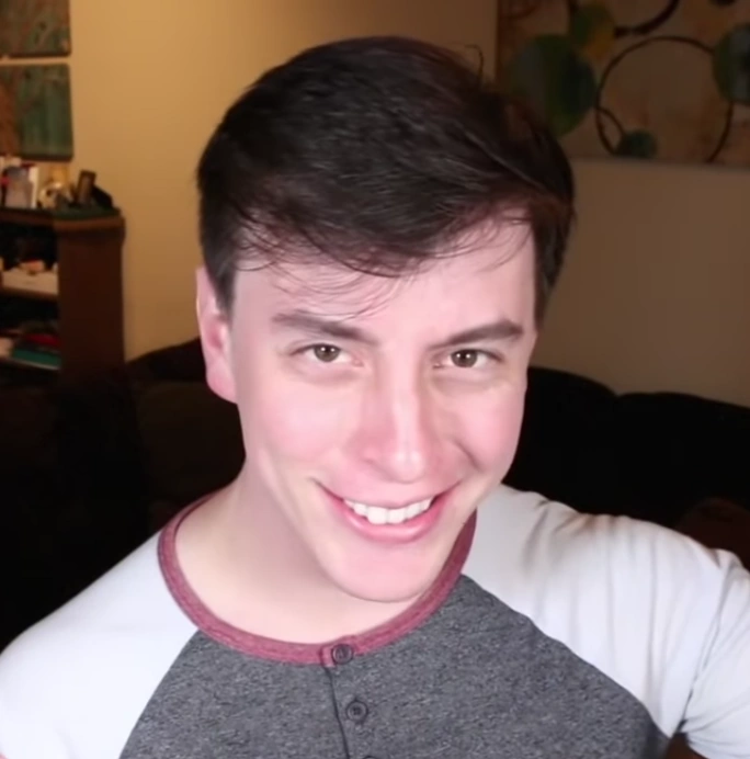 Thomas Sanders | New Year's Specials Wiki | Fandom