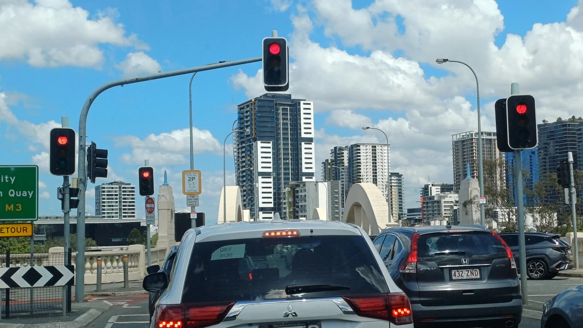 Traffic Lights Used In Queensland | NZ & Australian Traffic Lights Wiki ...