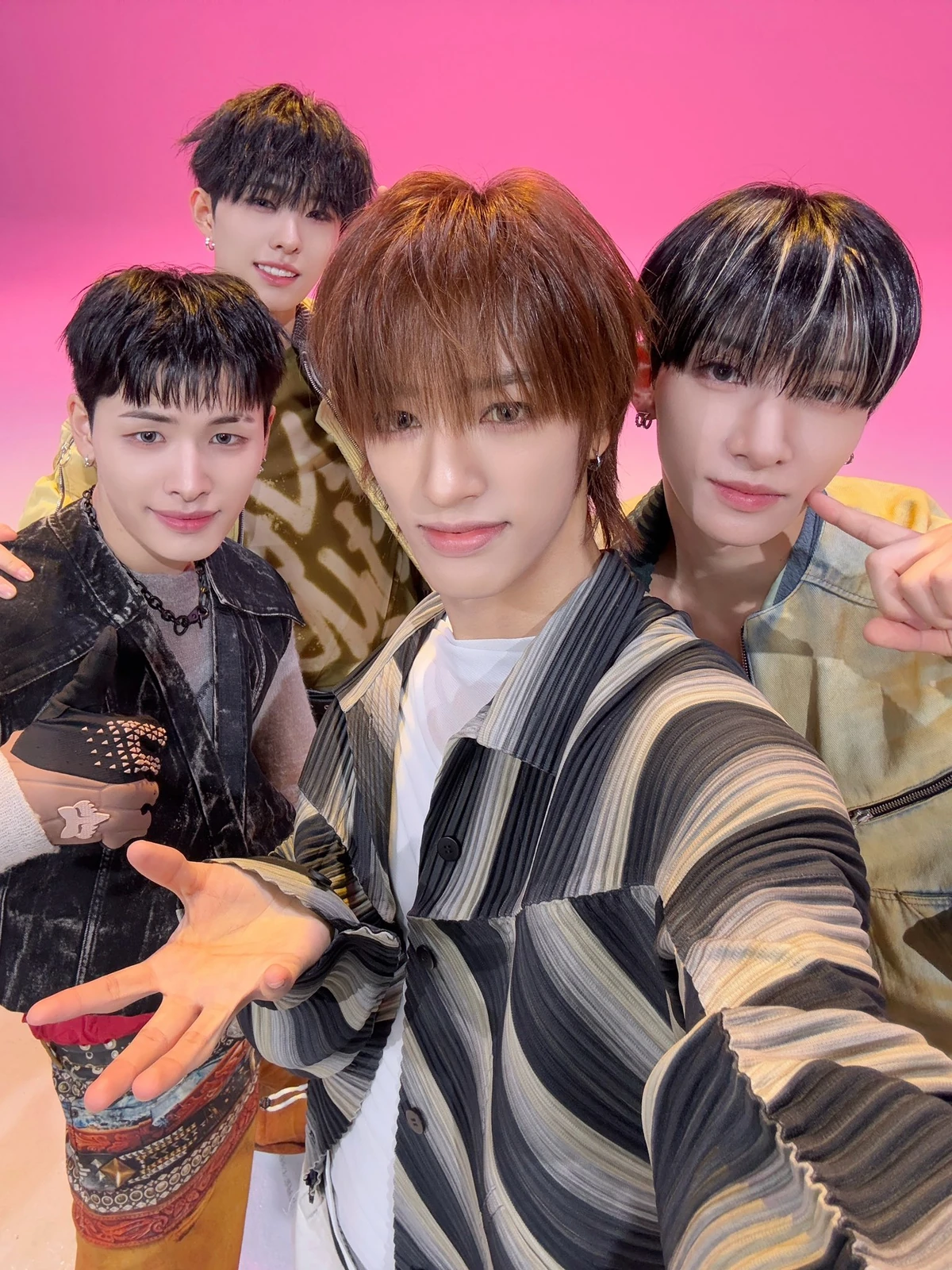 YuHaSeiHyu/Gallery | NEXZ Wiki | Fandom