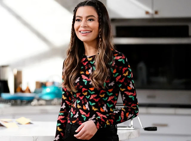 Carly Shay | iCarly Wiki | Fandom