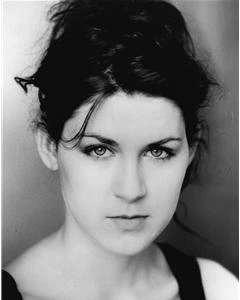 Emily Dobbs | Wiki Nick Cutter et les Portes du Temps | Fandom