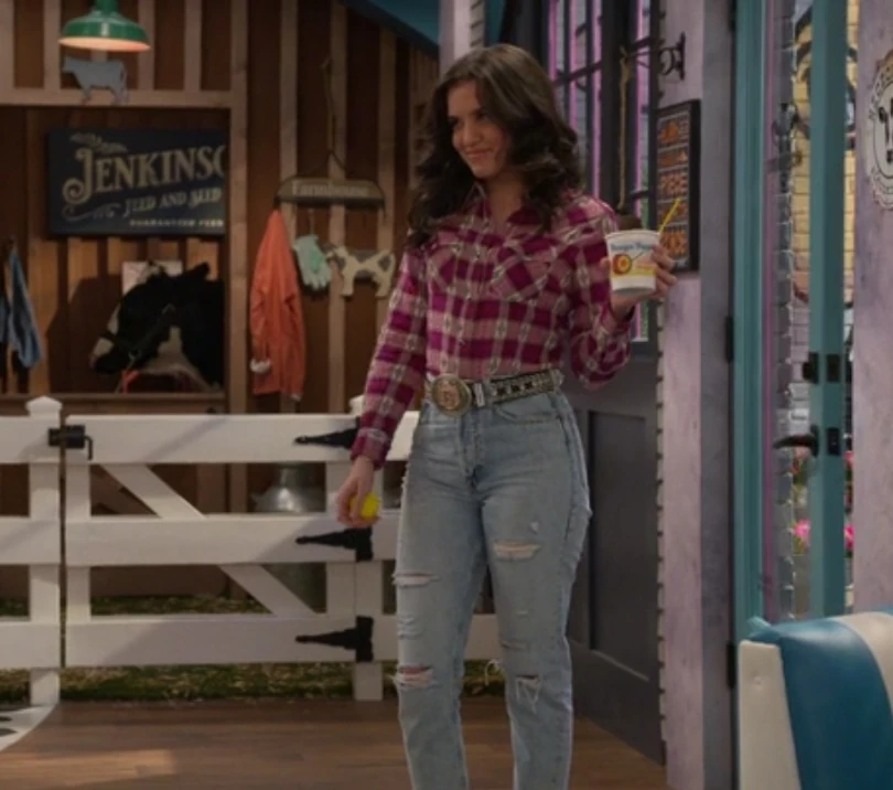 Buckles | Side Hustle Wiki | Fandom