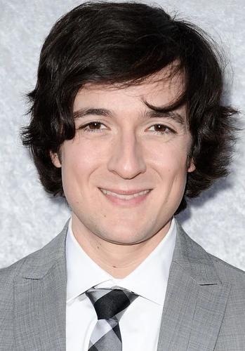 Josh Brener | Nickelodeon | Fandom