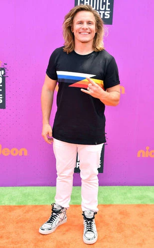Tony Cavalero | Nickelodeon Wiki | Fandom
