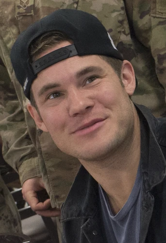 Adam DeVine | Nickelodeon | Fandom