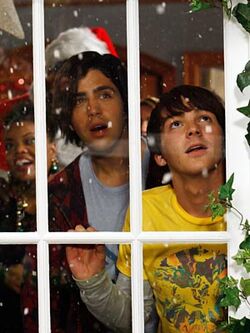Merry Christmas, Drake & Josh | Nickelodeon | Fandom
