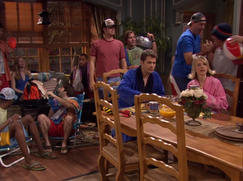 Drake & Josh/The Drake & Josh Inn | Nickstory Wiki | Fandom