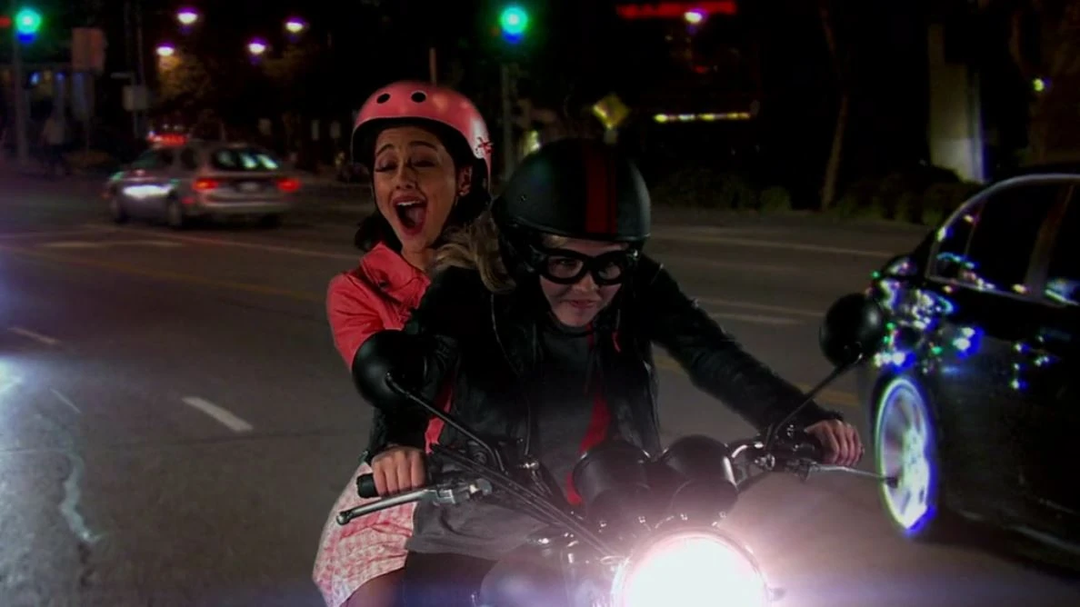Sam & Cat/Pilot | Nickstory Wiki | Fandom