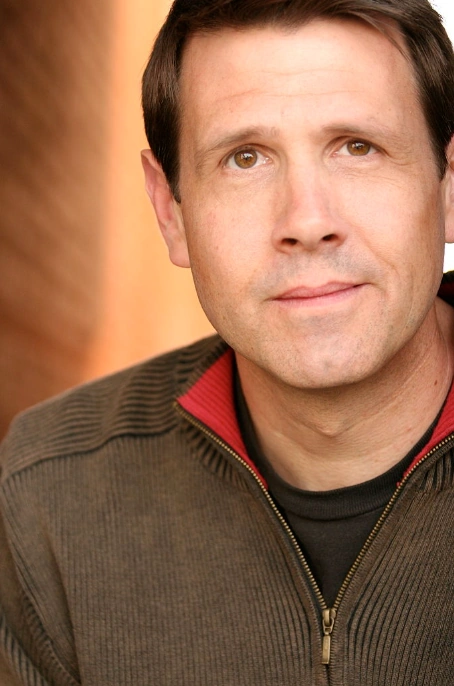 Kevin Symons | Niebezpieczny Henryk Wiki | Fandom