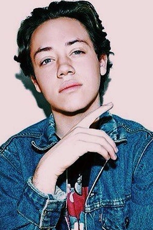 Jackson Bird | Nightly Roleplay Hub Wiki | Fandom