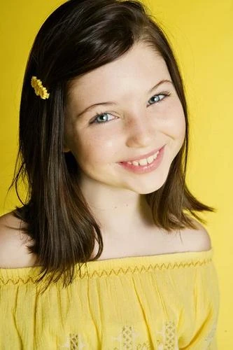 Chrissa Maxwell | Nikara Wikia | Fandom