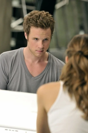 Thom | Nikita Wiki | Fandom