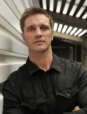 Owen Elliott | Wiki Nikita | Fandom