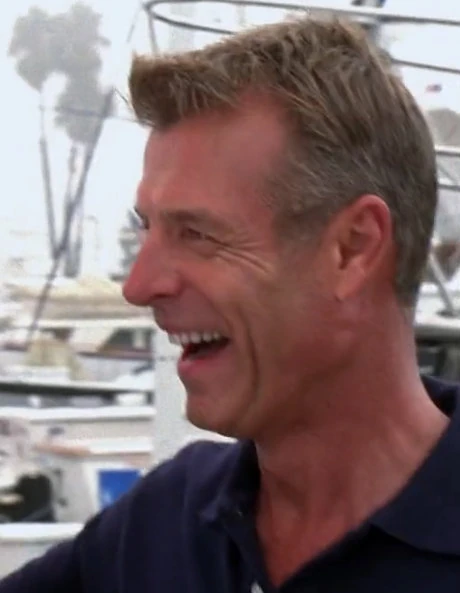 Boat Salesman (Gerard Sanders) | Nip/Tuck Wiki | Fandom