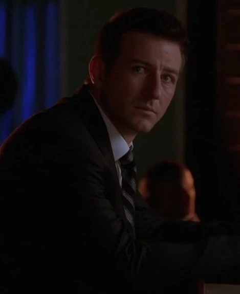 Lonely Businessman (Rhett Giles) | Nip/Tuck Wiki | Fandom