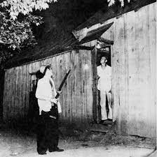 Kelly-hopkinsville-house.wf | NO ONE WILL READ THIS Wiki | Fandom