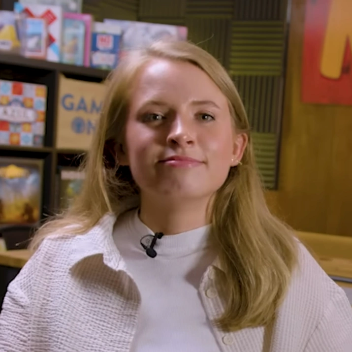 Izzy Askwith | No Rolls Barred Wiki | Fandom