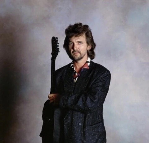 Robin Saltwound | The Nobbly Ostrich Wiki | Fandom