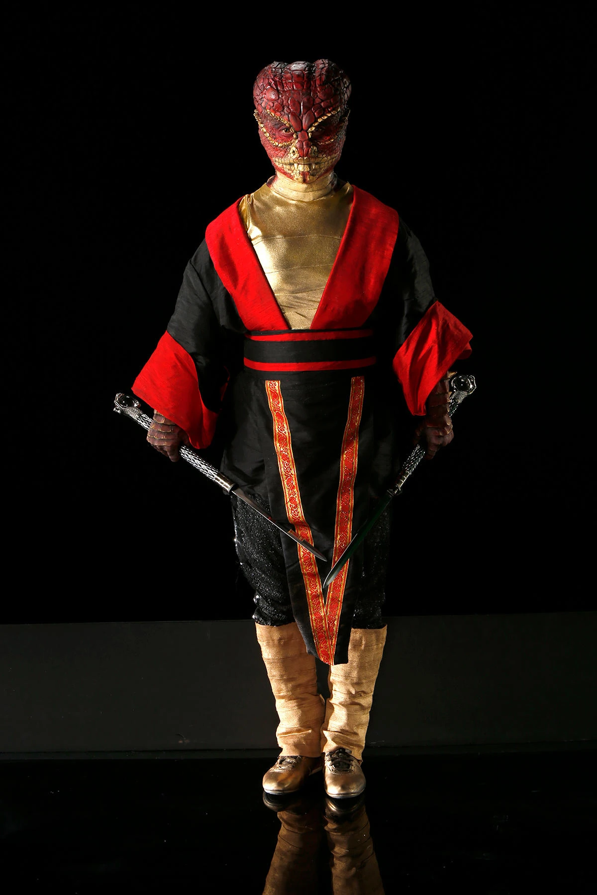 Snake Master | Non-alien Creatures Wiki | Fandom