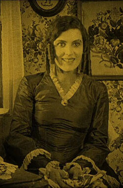 Ellen Hutter | Nosferatu Wiki | Fandom