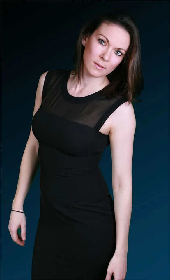 Angela Holmes | NPLH Wiki | Fandom