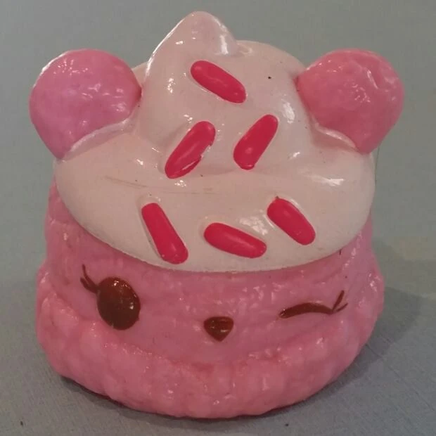 Strawberry Sprinkles | Num Noms Wikia | Fandom