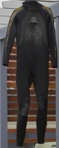 Wet Suit | NUMA Wiki | Fandom