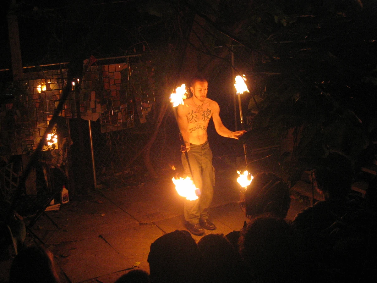 Fire nunchaku | Freestyle Nunchaku Wiki | Fandom