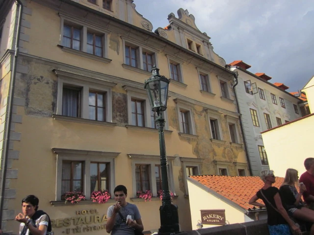 Tři Žába | Naoki Urasawa's Monster Wiki | Fandom