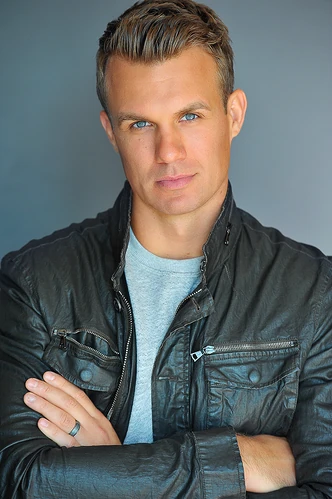 Artie Baxter | The O.C. Wiki | Fandom