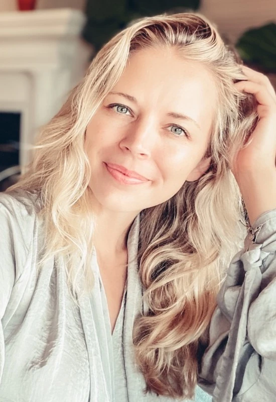 Julie Skon | The O.C. Wiki | Fandom