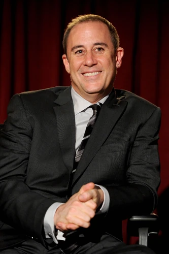 Mike Kelley | The O.C. Wiki | Fandom