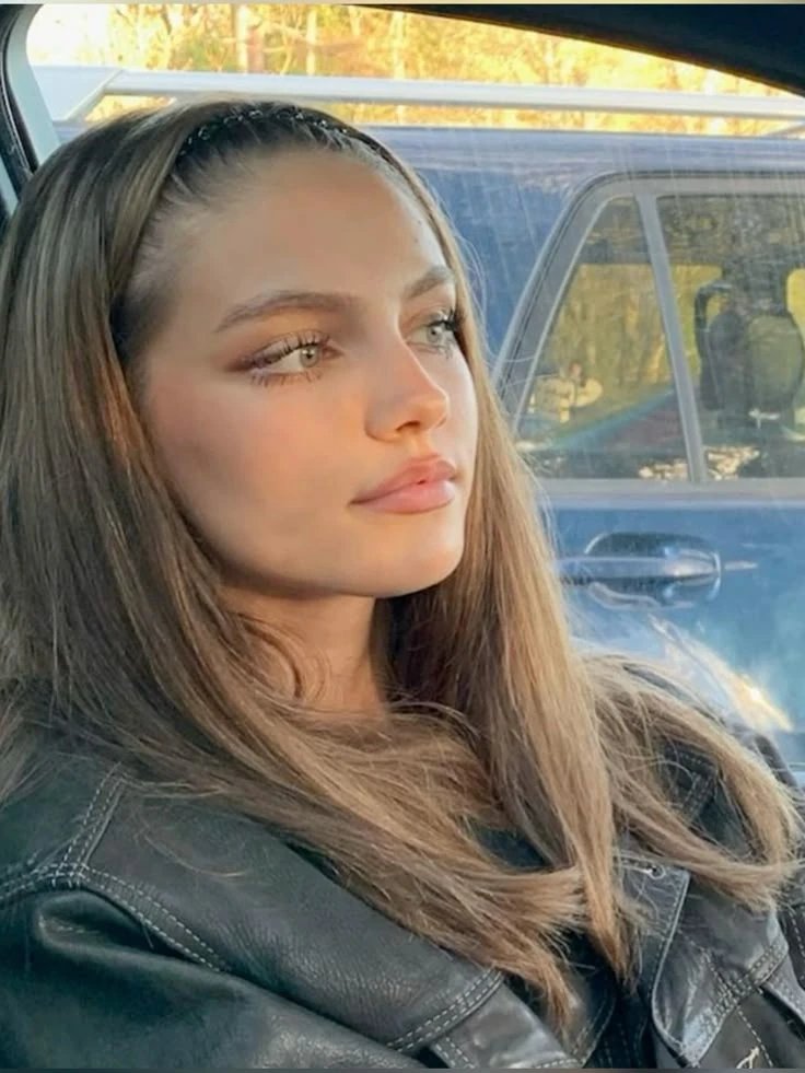 Alexandra Tucker | Off-Campus Wiki | Fandom