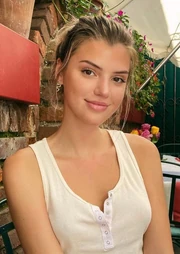 Summer Heyward-Di Laurentis | Off-Campus Wiki | Fandom