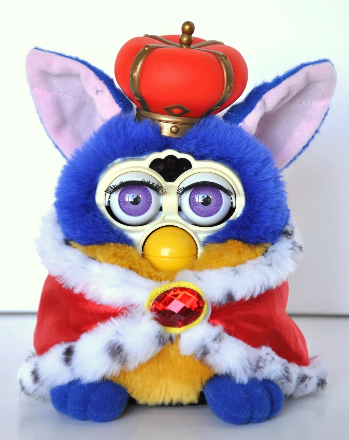 Royal Furby | Official Furby Wiki | Fandom