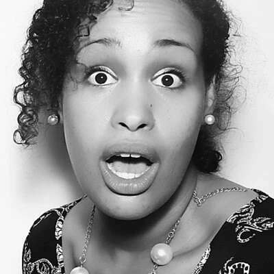 Safia M. Dirie | La Clinica Cruz del Sur Wiki | Fandom