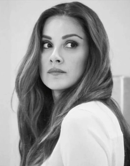 Emily Grayson | Wiki Ohana | Fandom