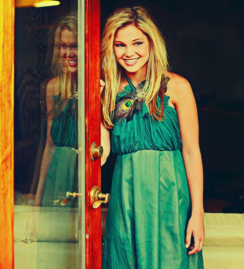 Olivia Holt/Gallery | Olivia Holt Wiki | Fandom